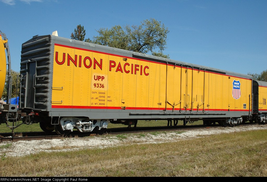 UPP 9336, Express Box Car,